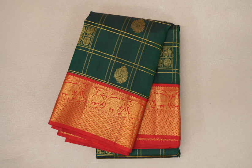 Bottle Green with Red Borders Vintage Kanjivaram Silk Saree SS9045